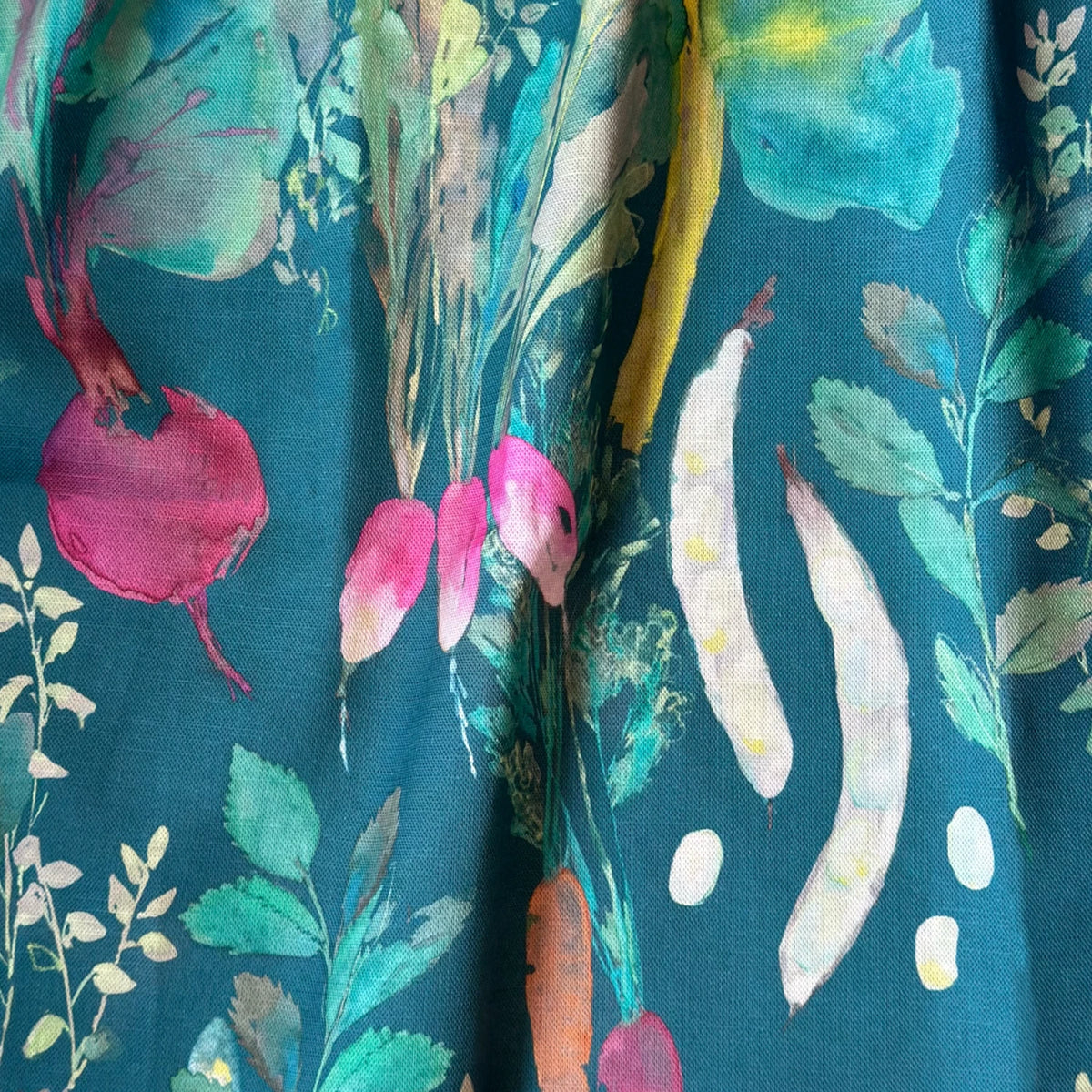 Vegetable Patch Chard Fabric - Bluebellgray